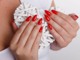 Prosthetic Nails 2025